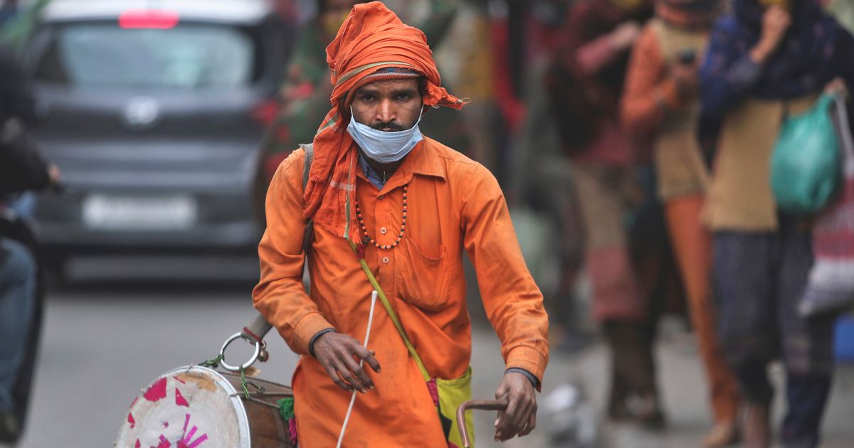 AP Photos: Indian mandate means masks are all over the place | The ...