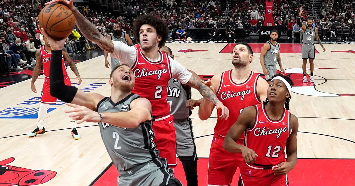 Bulls G Ball to have knee surgery, sidelined 6-8 weeks | The Seattle Times
