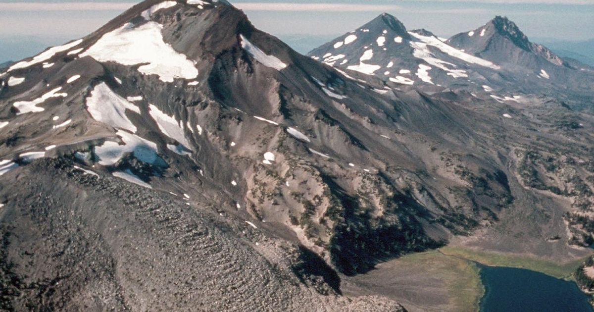 Land around Oregon’s Three Sisters volcanoes is rising faster than ...