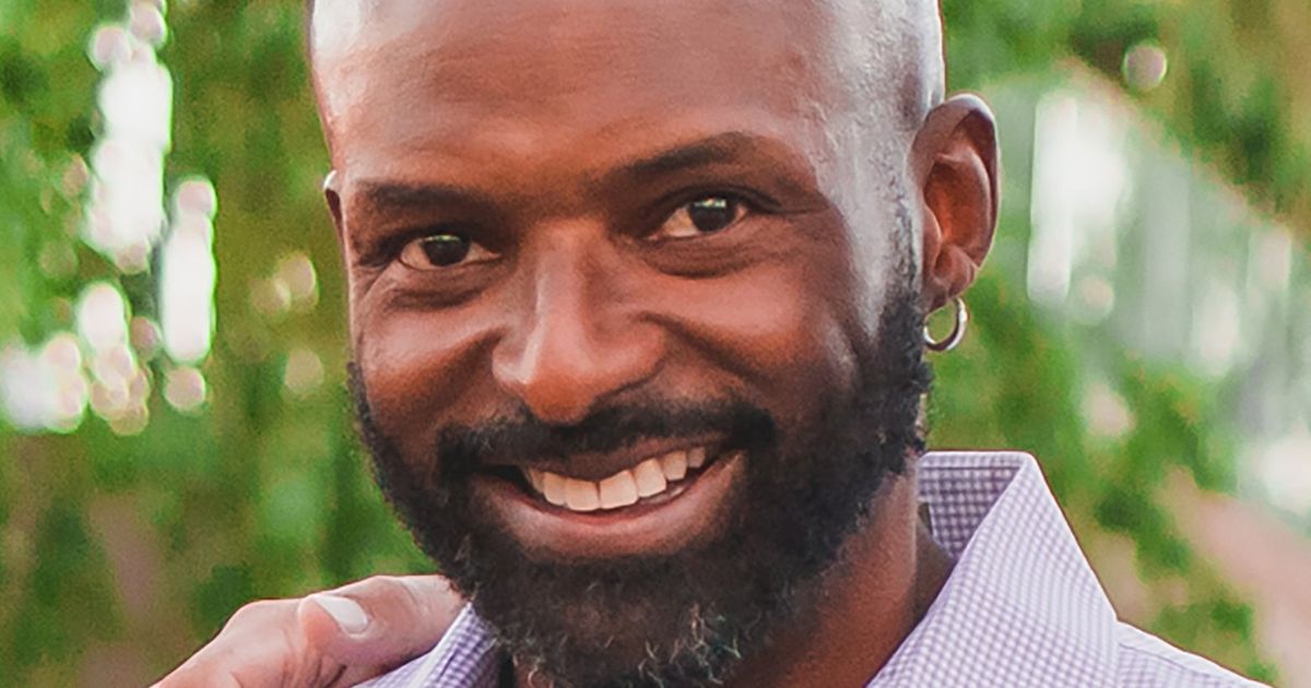 ‘Our entire life crumbled’: UW Huskies community helps ex-coach Kevin ...