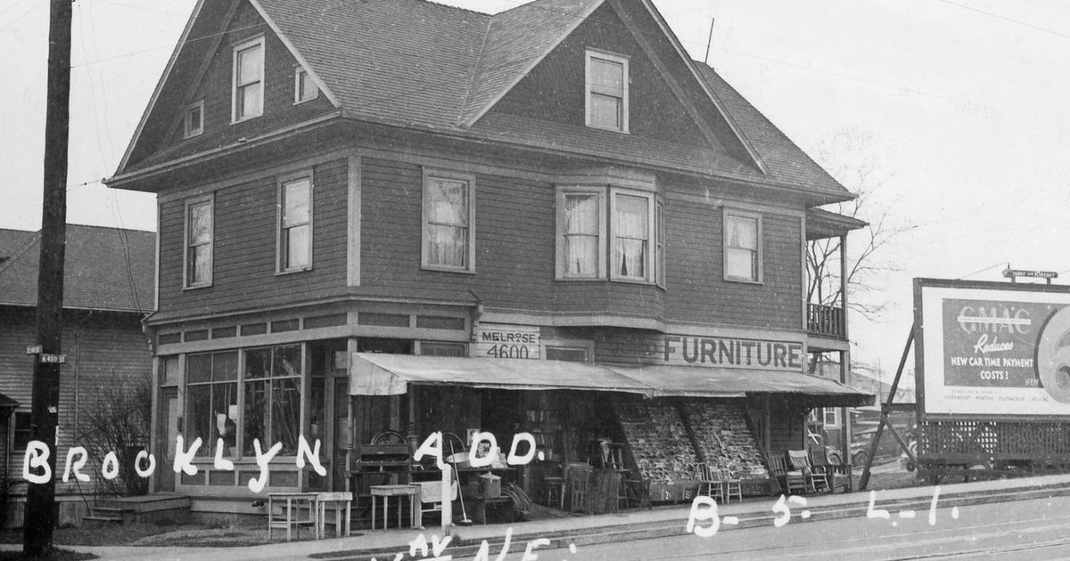 The trend on many Seattle street corners: small to big | The Seattle Times