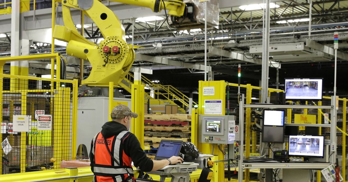 Bills aimed at Amazon workers stall in WA Legislature | The Seattle Times