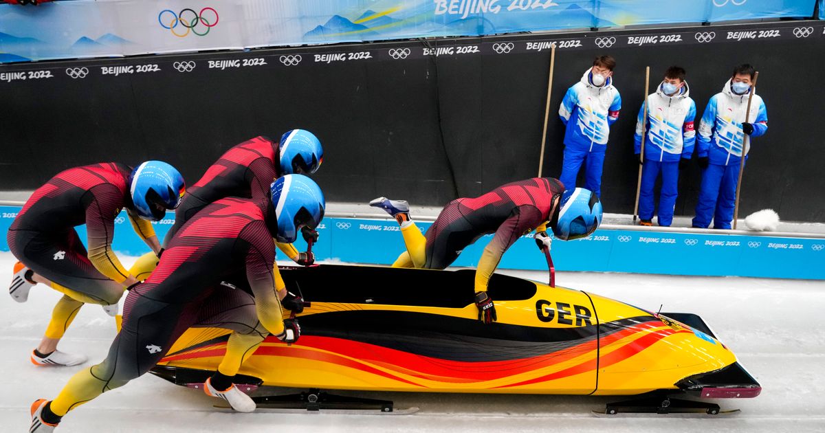 Friedrich the leader midway through Olympic 4-man event | The Seattle Times