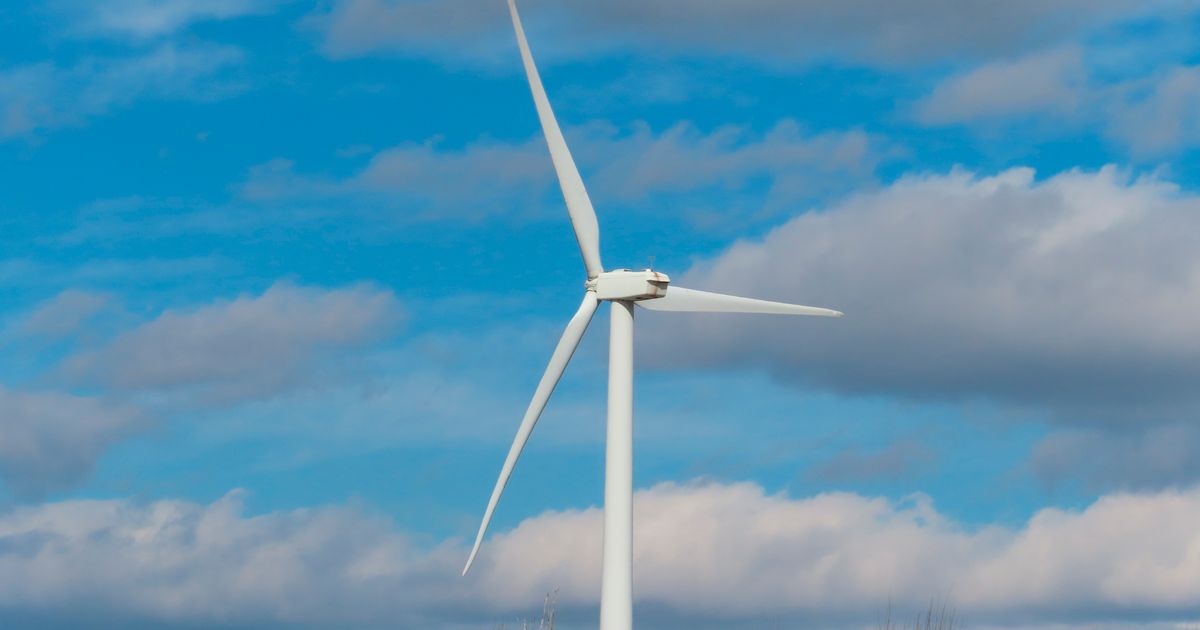$3.2B (and counting) bid in largest US offshore wind auction | The ...