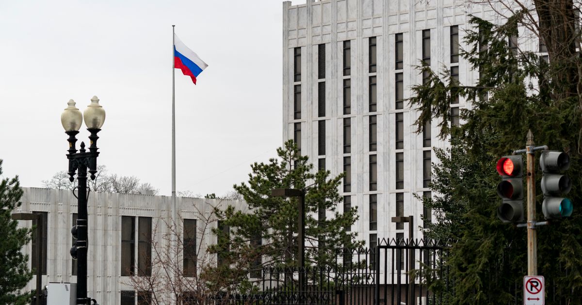 US expels Russia’s No. 2 diplomat at Washington embassy | The Seattle Times