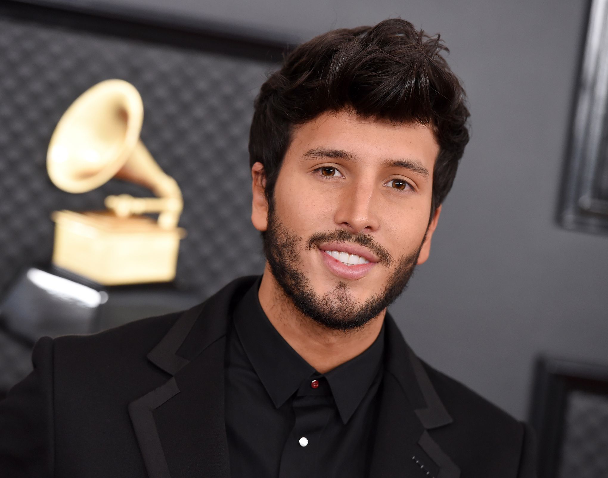 Sebastian Yatra Sebastián Yatra: From India To Milan To Continue