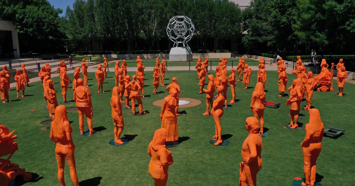 Smithsonian to show 120 orange statues of female scientists | The ...