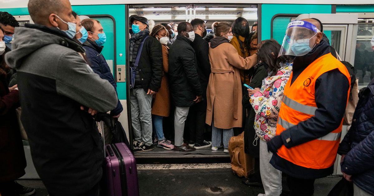 Paris transport strike disrupts subway, trains to suburbs | The Seattle ...