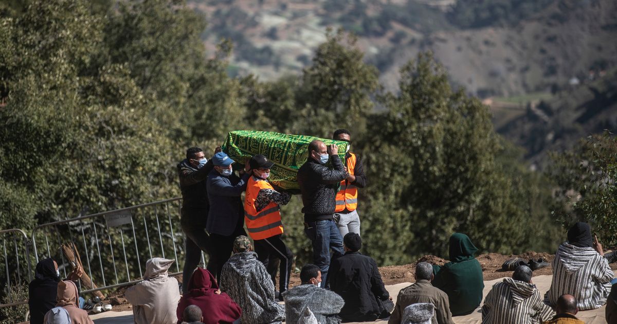 Moroccans bury 5-year-old boy Rayan, who died in deep well | The ...