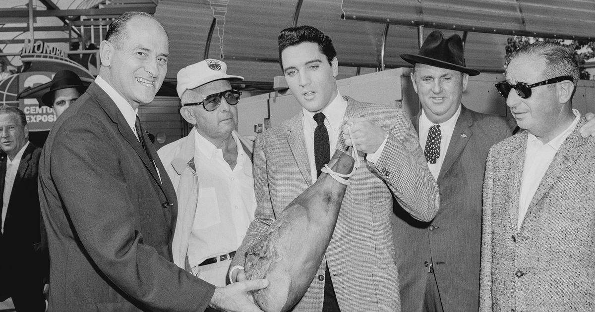 How Seattle pulled together plans, people, Elvis and The Bubbleator to ...