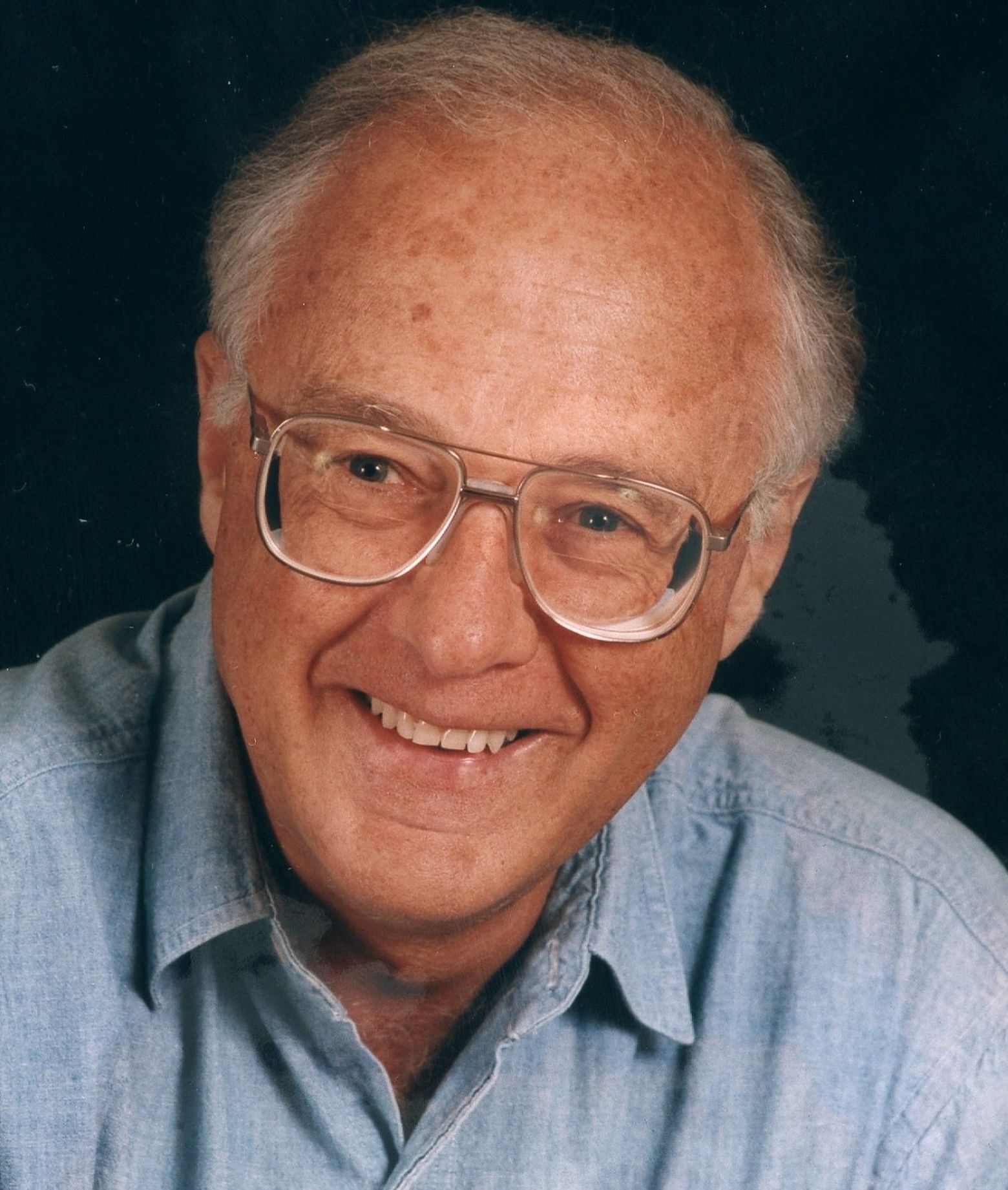 Ted Wolf's Instagram, Twitter & Facebook on IDCrawl