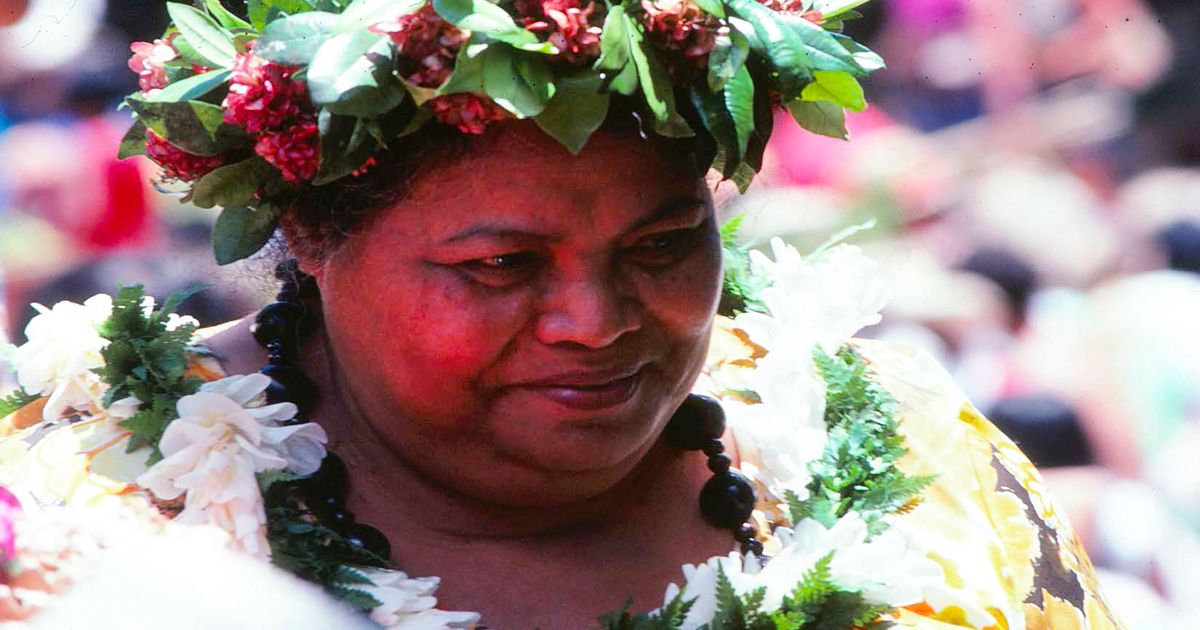 Native Hawaiian hula teacher will appear on US quarters | The Seattle Times