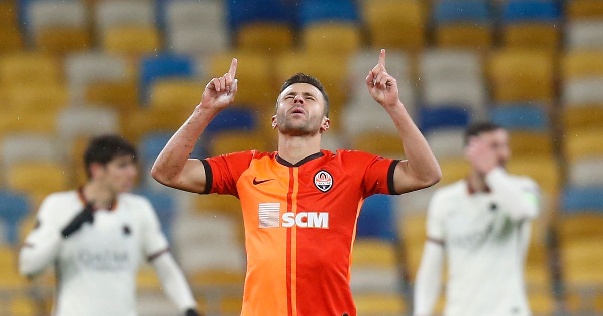 Striker returns to Brazil but heart still in Ukraine | The Seattle Times