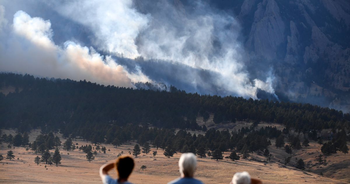 Colorado wildfire forces evacuation orders for 19,000 people | The ...