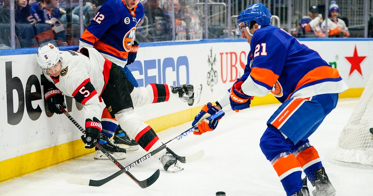 Varlamov, Mayfield help Islanders beat Senators 3-0 | The Seattle Times