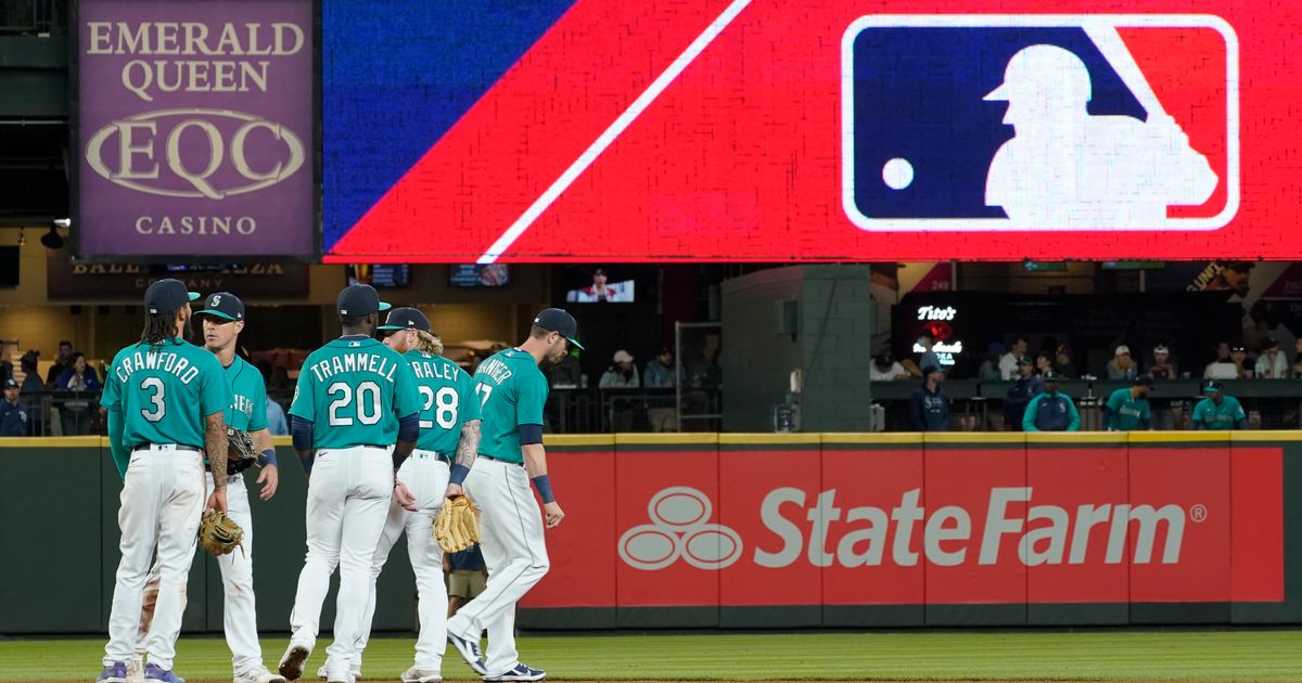 Apple, MLB announce ‘Friday Night Baseball’ package | The Seattle Times