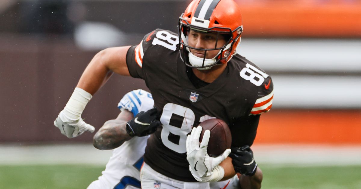 Hooper calls chance with Titans a no-brainer for tight end | The ...