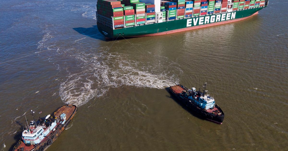 Ever Forward to be unloaded before next refloat try | The Seattle Times