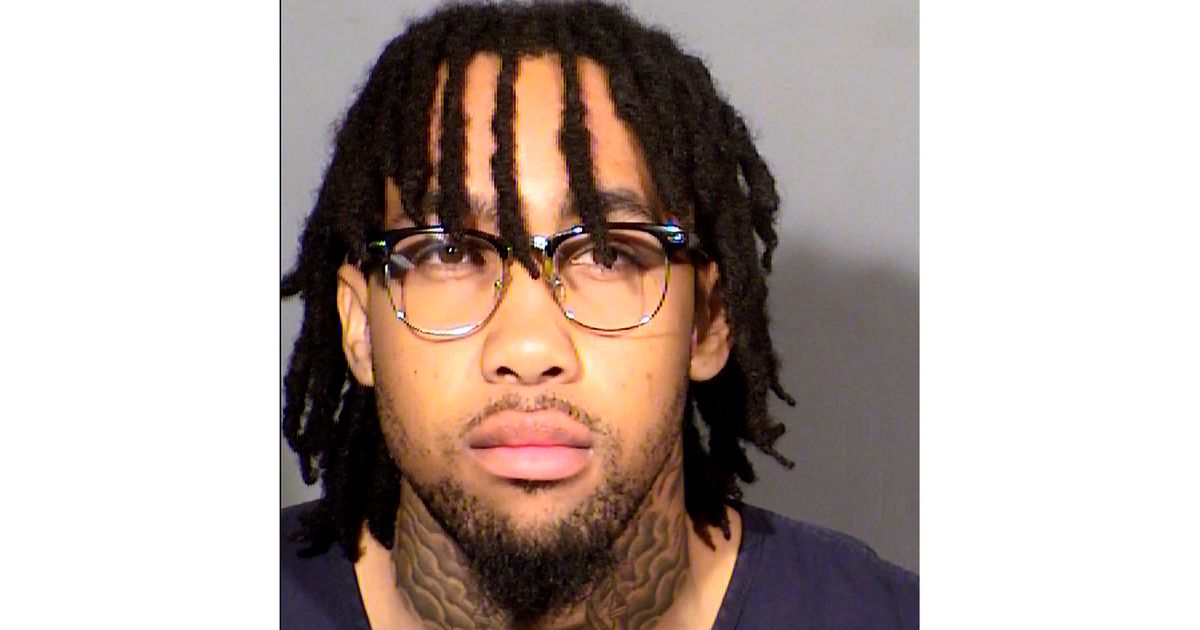 Police Girl Shot As California Shop Owner Fires At Thieves The