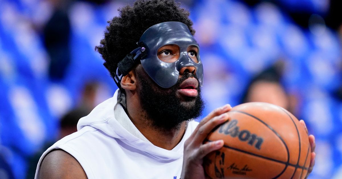 Embiid returns for 76ers in Game 3 with protective mask | The Seattle Times