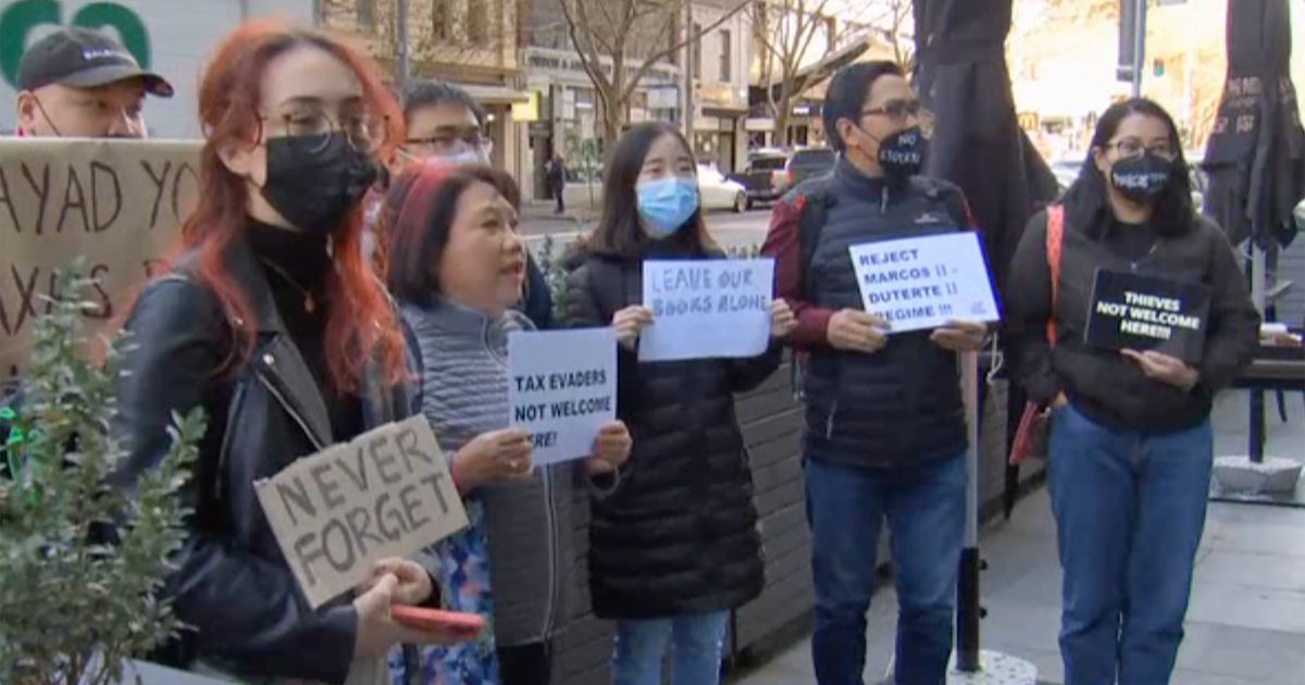Filipinos protest Marcos Jr.’s private Australian visit | The Seattle Times