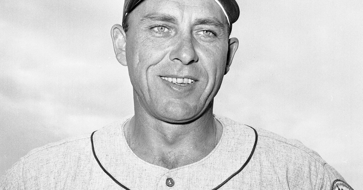 Dodgers to retire Gil Hodges’ No. 14 in June | The Seattle Times