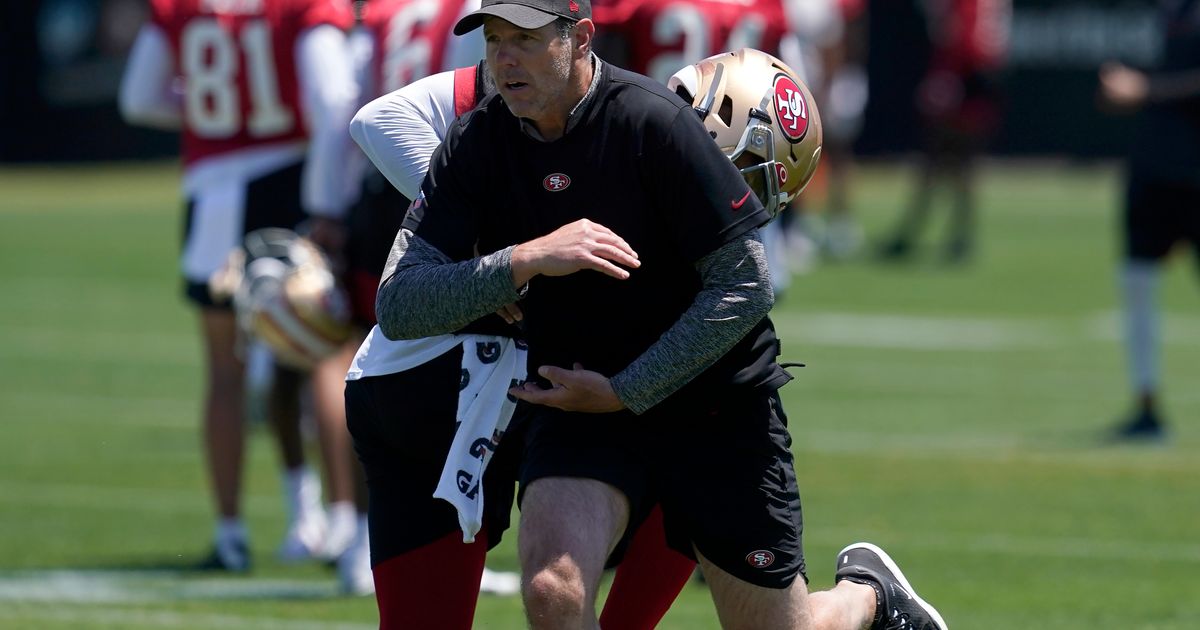 Griese trades in mic to take over as 49ers QB coach | The Seattle Times