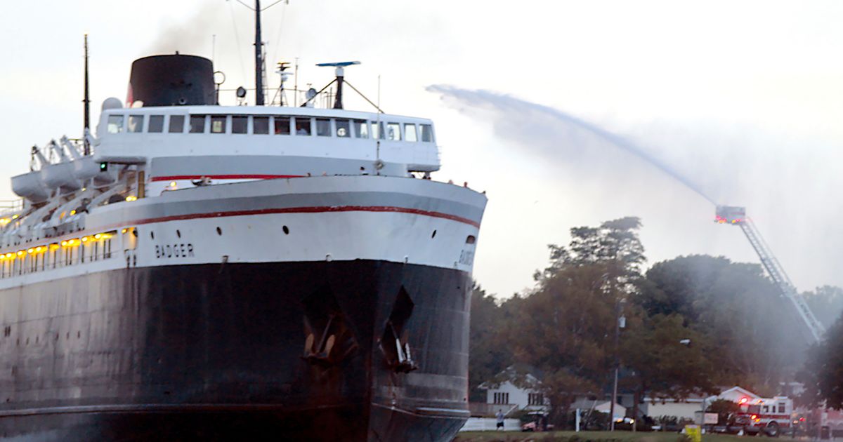 Coal-powered passenger ship to convert to new fuel source | The Seattle ...
