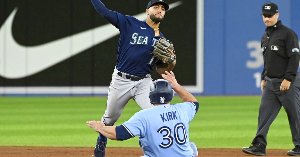 Mariners will travel to Toronto for wild-card series | The Seattle Times