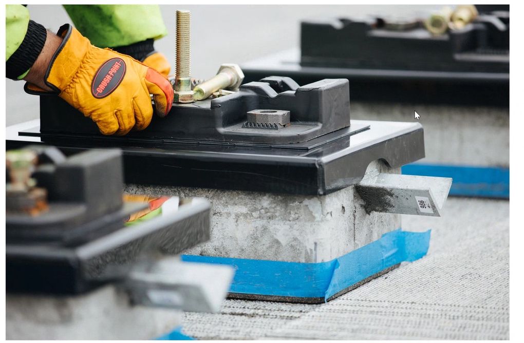 Light Rail Plinth Detail Profile For Pittsburgh Regional Transit