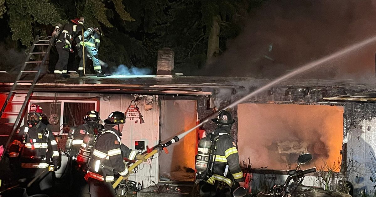 One dead as firefighters battled 2 residential fires in South King ...