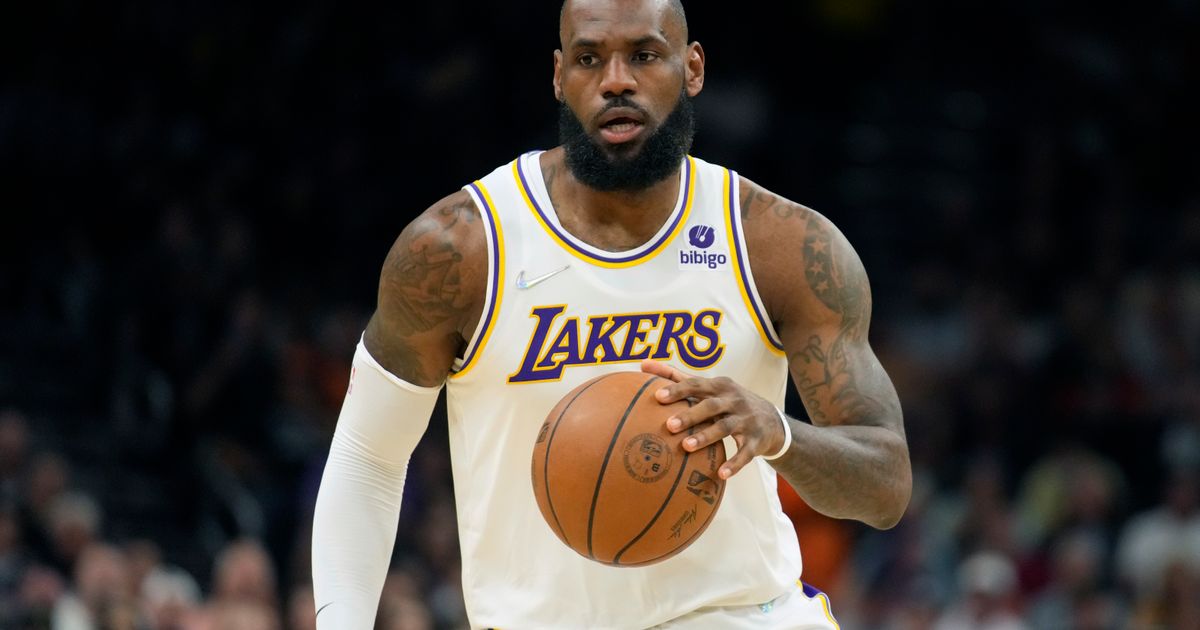 LeBron James ‘Triple Logoman’ card sells for $2.4 million | The Seattle ...