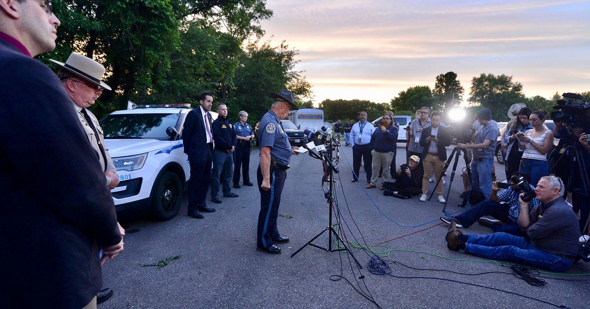 Worries aside, poll finds most journalists would do it again | The ...