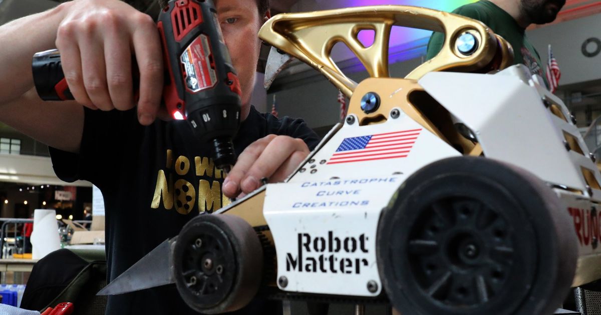 Robots duke it out this weekend at Seattle Bot Battles 18 | The Seattle ...