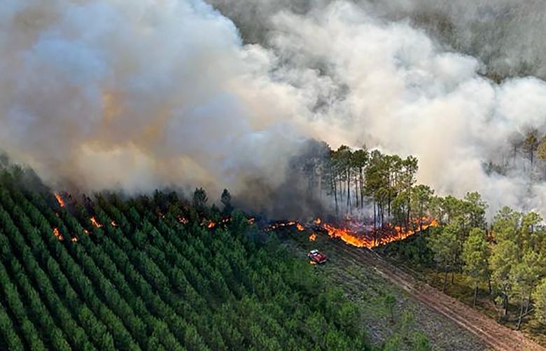 UK issues 1st-ever ‘red’ warning for hot weather next week | The ...