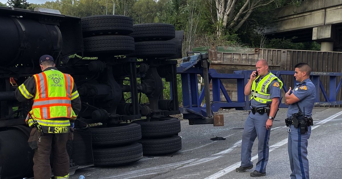 Northbound lanes of I-405 reopen near Southcenter after semi collision ...