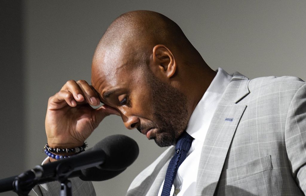 K.J. Wright ‘overwhelmed with thankfulness and joy’ as he retires as ...