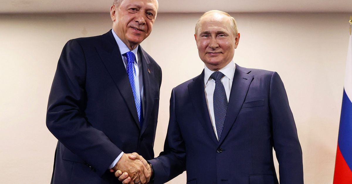 Isolation complication? US finds it’s hard to shun Russia | The Seattle ...