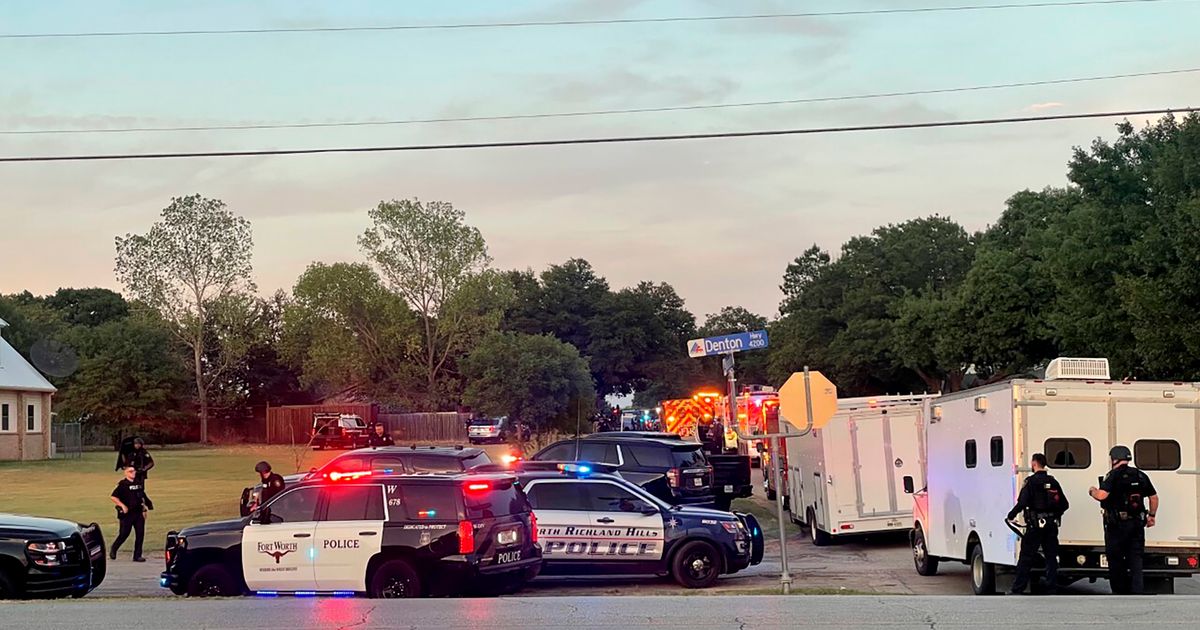 Gunman fatally shoots 2, wounds 3 Texas cops, takes own life | The ...