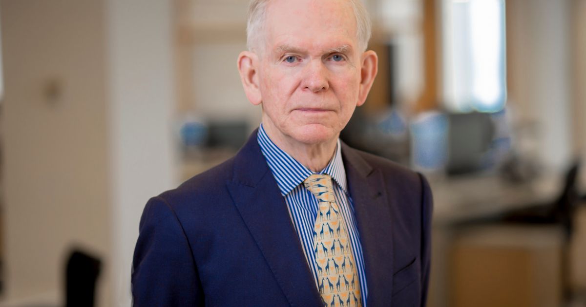 Famed bubble caller Jeremy Grantham: Stocks can fall more | The Seattle ...