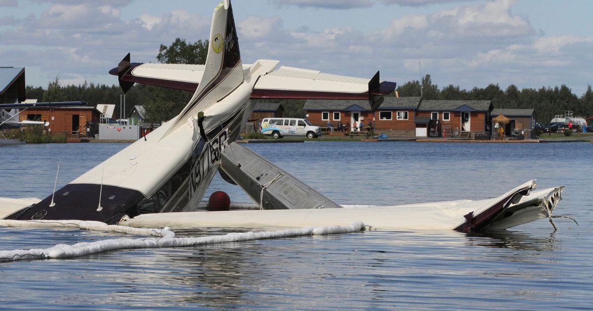 Seaplane carrying 7 crashes after takeoff in Alaska | The Seattle Times