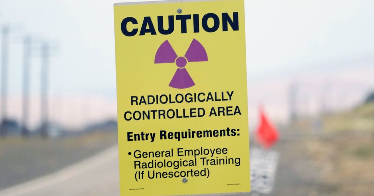 Deal reached to address 2 leaking nuke waste tanks | The Seattle Times