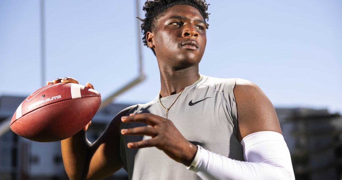 Transfer stars Cameron Ward, Daiyan Henley ready to lead WSU football ...