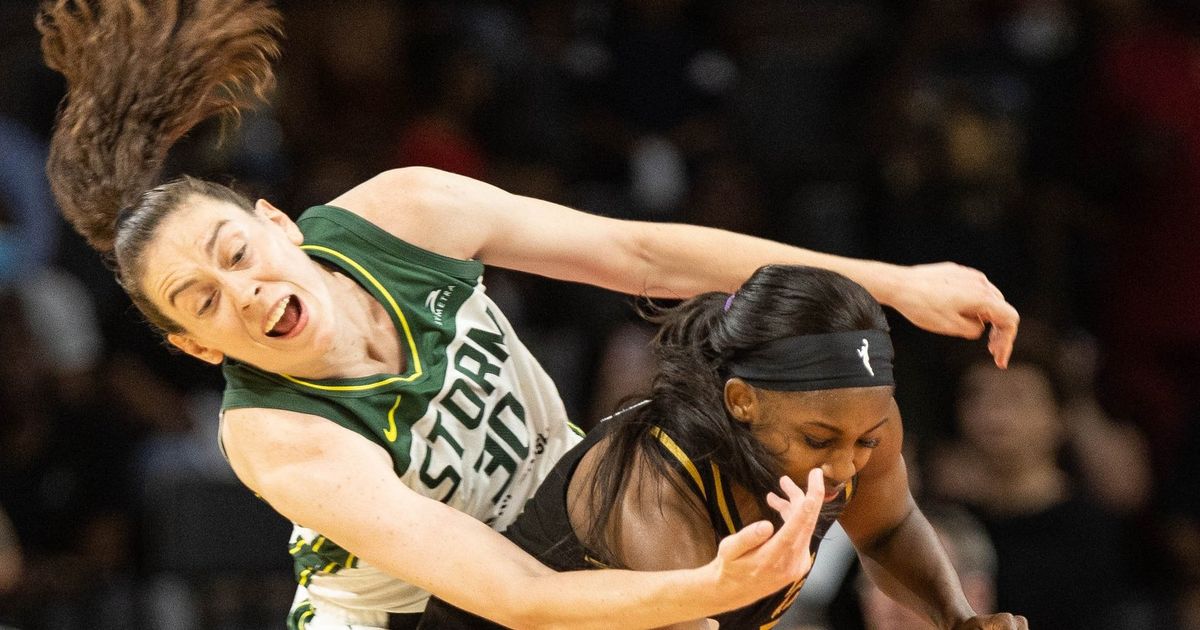 Photos: WNBA Semifinal Game 2 – Storm at Aces | The Seattle Times