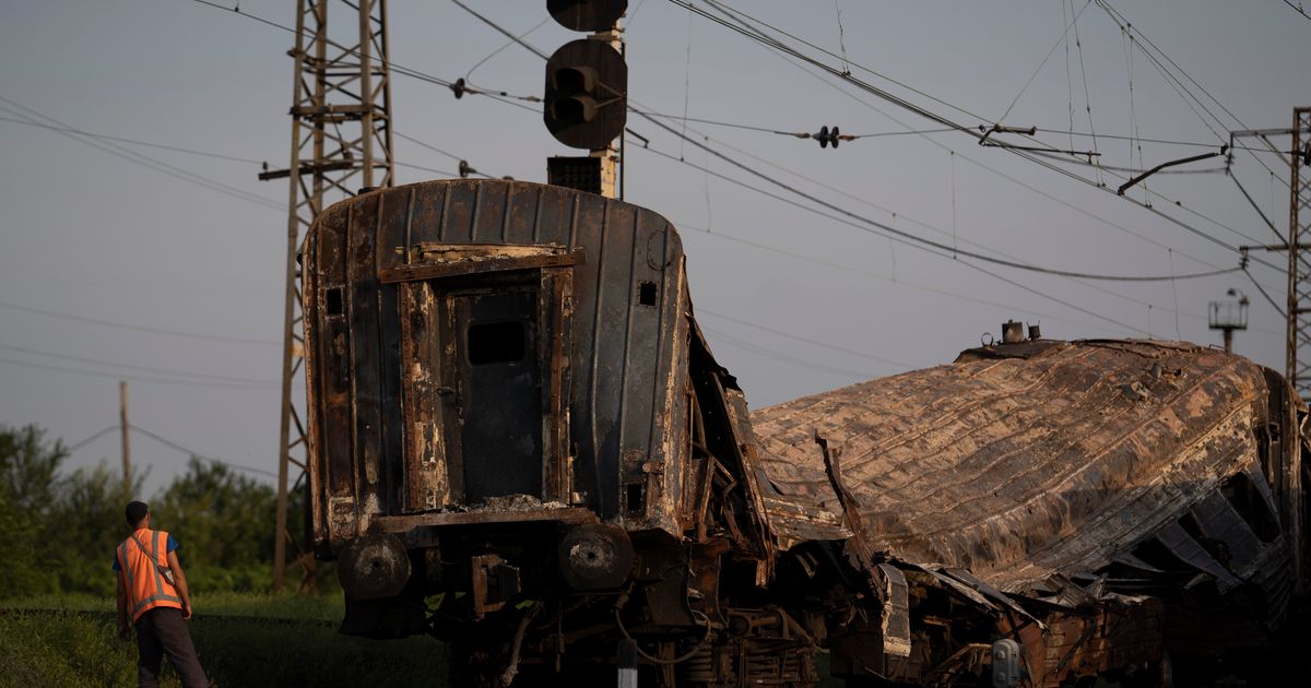 Ukraine train system attacks may be war crimes, experts say | The ...