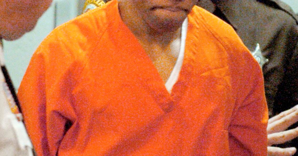 Maryland court rules DC-area sniper to be resentenced | The Seattle Times