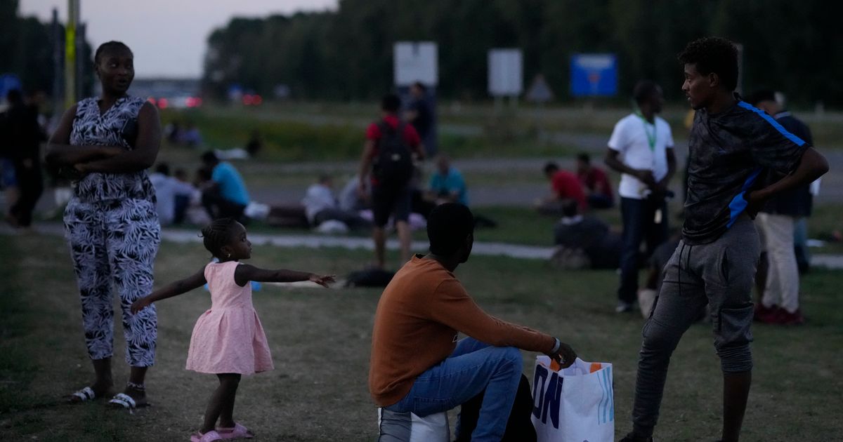 Dutch PM is ashamed that migrants are left sleeping outside | The ...