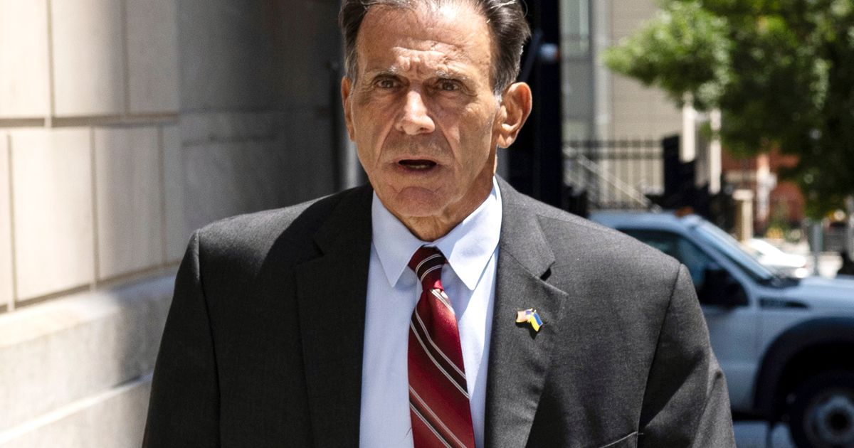 After years of scrutiny of NY detective, a case gets retried | The ...