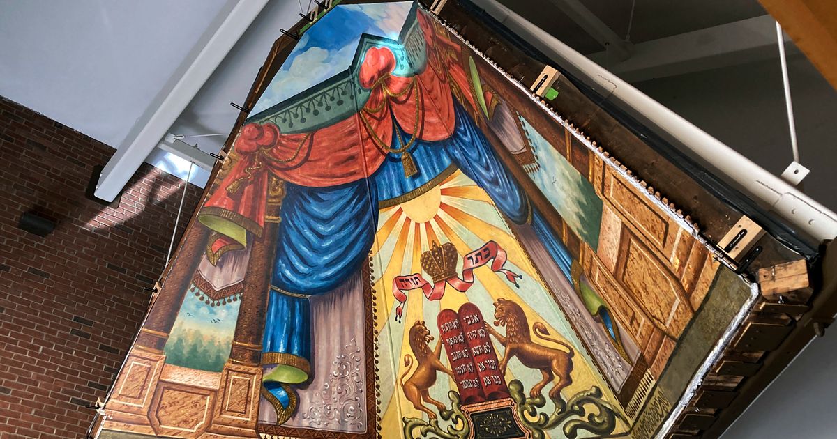 Long-hidden synagogue mural gets rehabbed, relocated | The Seattle Times