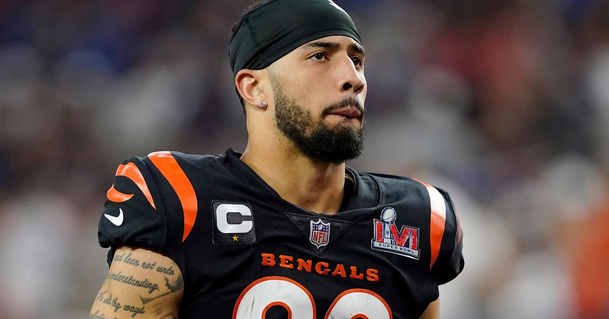 Bates reports to Bengals camp, signs franchise tag tender | The Seattle ...